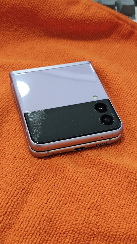 Galaxy Z Flip 3 Violet