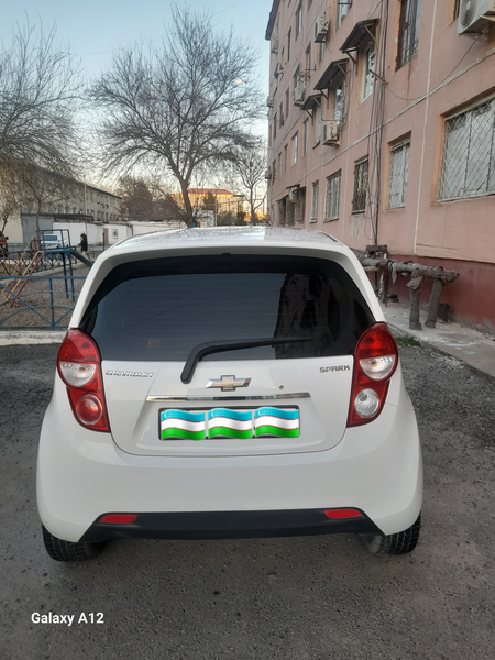 Продаётся Spark.