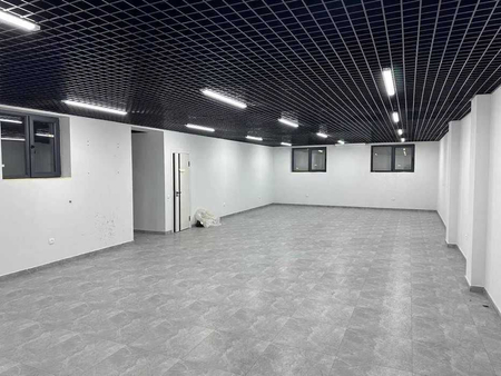 Офисное помещение200 м в аренду: удобное расположение. Чиланзар(J2960)