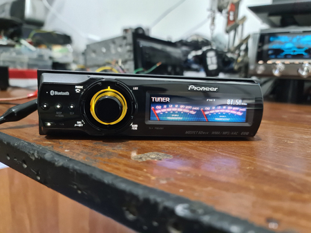 Pioneer DEH 9850 BT
