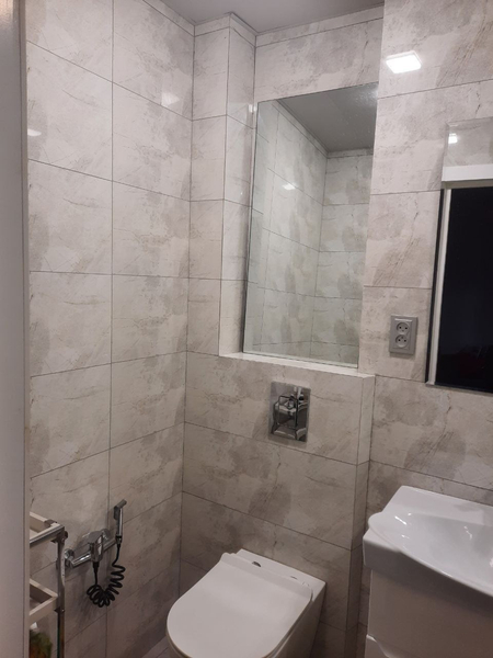 Бобура  2х комн.квартира , разд.ком  пл.60ккв.м