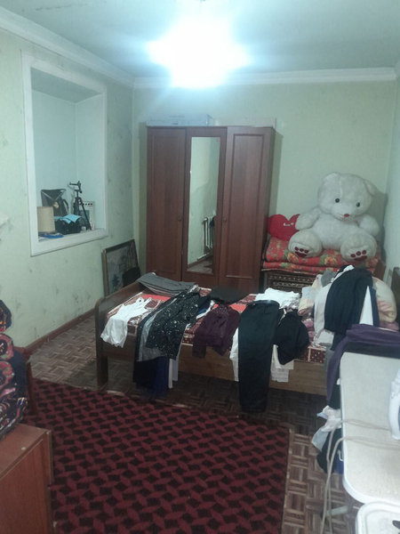 Dombirabod 2 etajka 4 xona qilingan