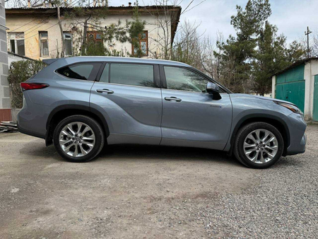 Продам Toyota Highlander Hybryd, 2021 года !