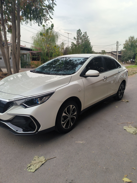 Donfeng Venucia D60