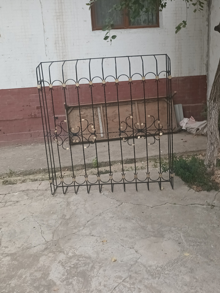 Reshotka kazirok naves balkonga gisht teramiz