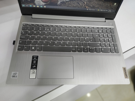 Хароший ноутбук Lenovo intel  i3  10th  4/1000/+128ssd