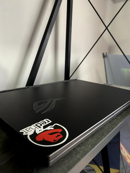 Asus Rog Strix Ryzen 7 6800H / Rtx 3060 /m2 1Tb
