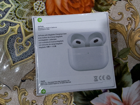 Наушники airpods