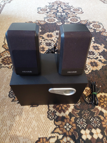 Продам самбуфер microlab M-280