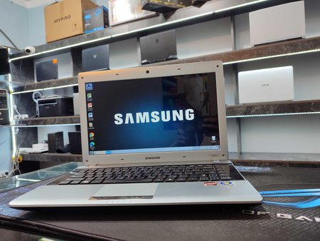 Арзон нархда Ноутбук офисный Samsung