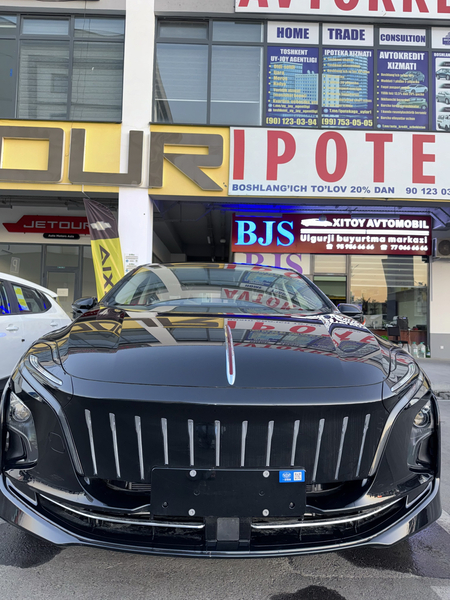 Hongqi EQM5 2024 restyling