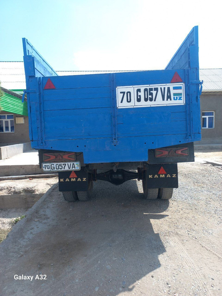 Gaz 53 botavoy sotiladi