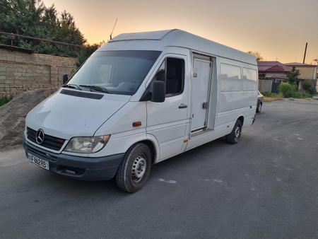 Mers sprinter 4 5 tonagachon yuk otrsa boladi moshina sastayanisi zor
