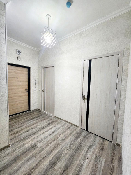 .Сергели 10худуд 3комнатная новостройка 72м2 новый ремонт 2санузела71$