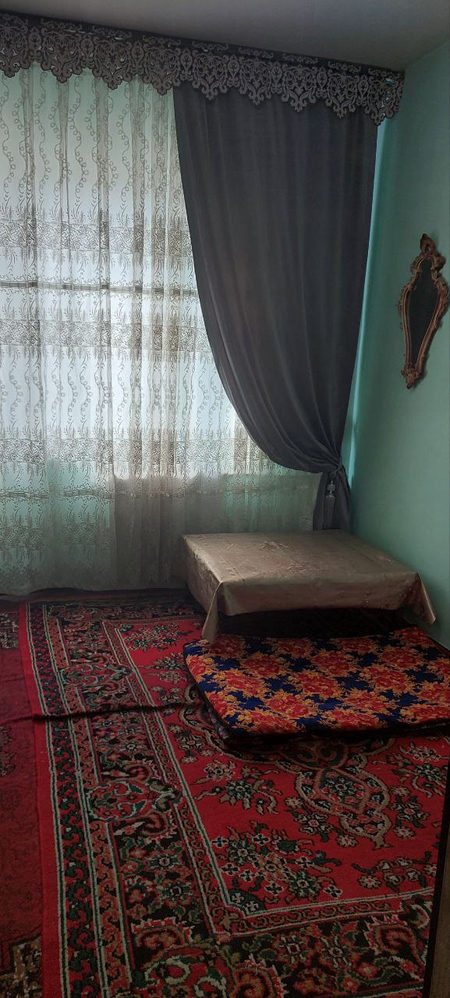 Сдаётся квартира на 25квартале Чиланзар 1комнатная в бывшем общеж всем