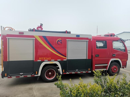 Пожарный машина Dong-Feng 5м3