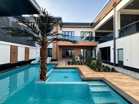 Dacha bodrum kompyuterli dacha