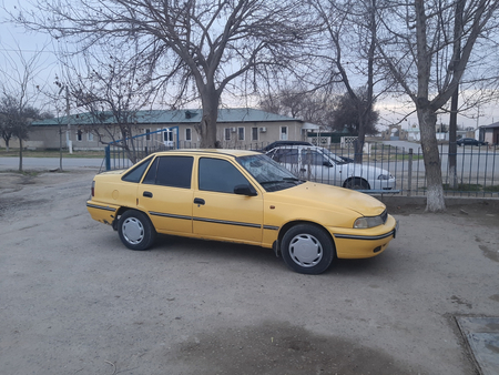 Neksiya 1 sotiladi 2002 yil