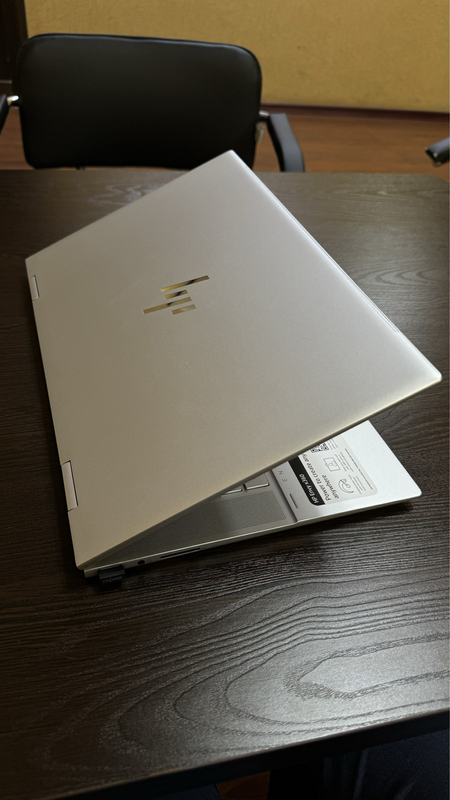 Продам HP ENVY x360 2-in-1 Laptop 15