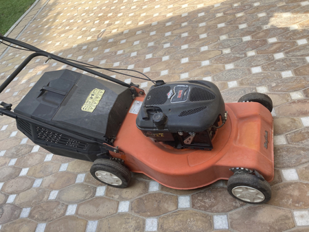 Продается бензиновая газонокосилка Briggs and Stratton