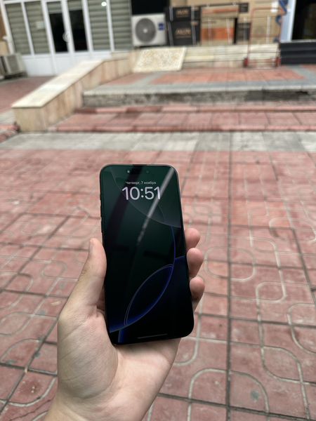 Продается iPhone 15 Pro Max Blue 256г
