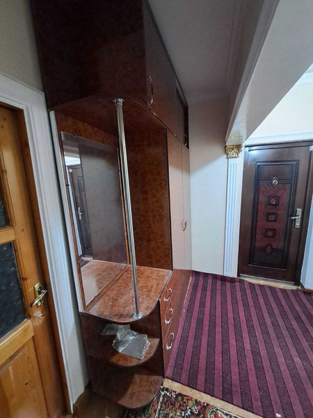 Продаётся прихожка