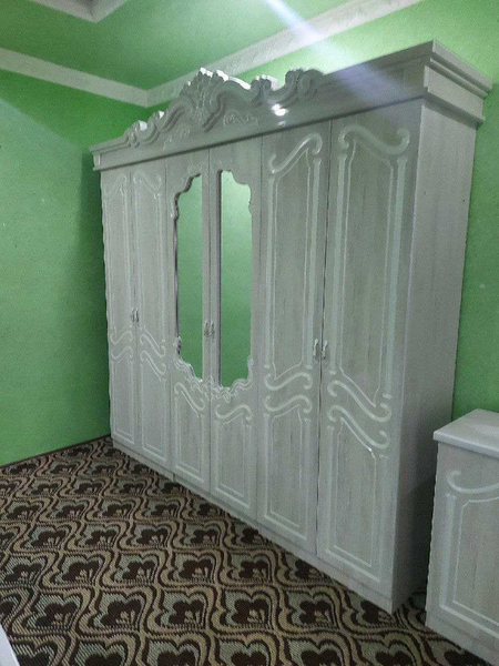 Har xil turdagi mebellar bor  va yasab ham berabiz