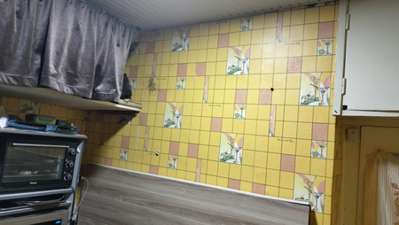 Uy sotiladi Qoyliq 4 2 xona