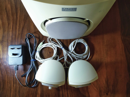 Колонки с сабвуфером Altec Lansing
