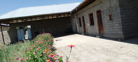 Yangi qurp bitirlgan dacha sotladi
