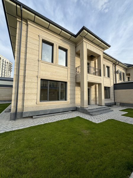 Продается коттедж в Sayram Village Мирзо Улугбекский район