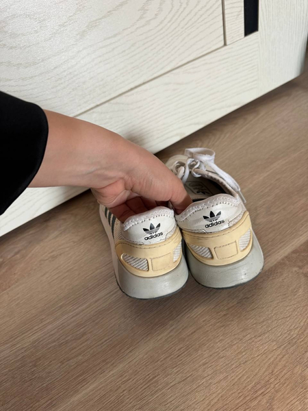 Кроссовки Addidas