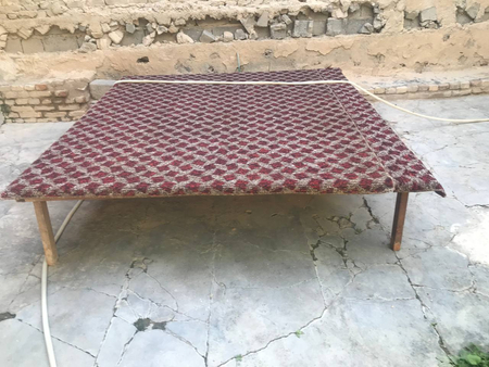 Kravat sotiladi Sastiyanasi yaxshi