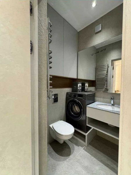 Срочно сдается 2х комнатная квартира  Mirabad Avenue   (США)