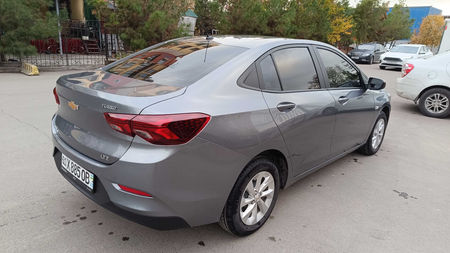 Onix LTZ, автомат. 8000 км.