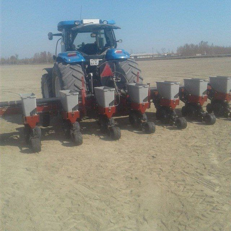 Traktor New Holland  puma selka dilnavoz omoch plug lemken