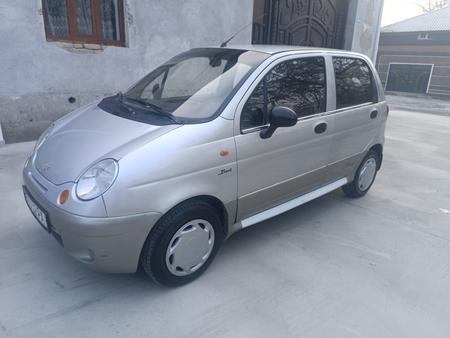 2010-yil matiz metan gaz bor benzinga yuradi 4 baloni yangi holati yax