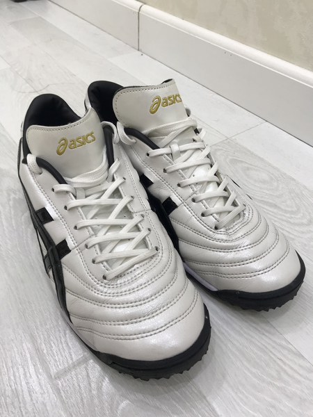 Asics Футболный красовки