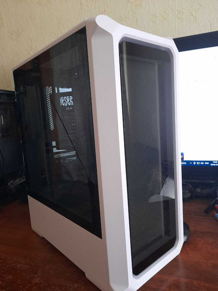 Продам корпус Cougar Archon 2