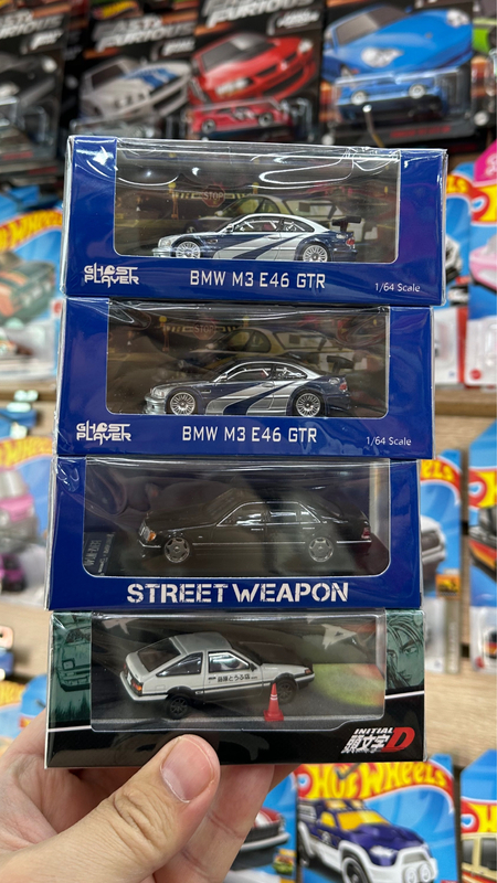 Продам игрушки Hot wheels
