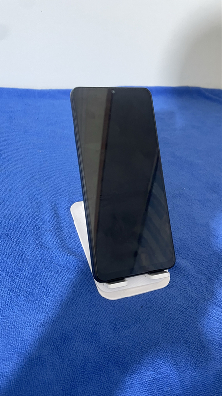 Samsung Galaxy A12 sotiladi