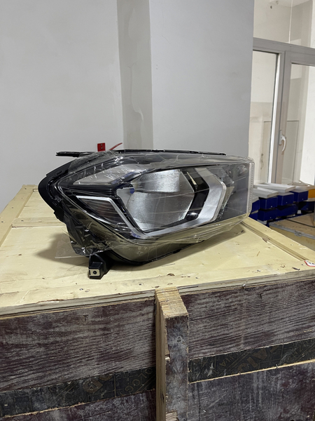 Передняя фара для Maxus T60