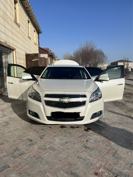Malibu 1 продаётся конца 2013-года.  пробег 100000. Не битый.