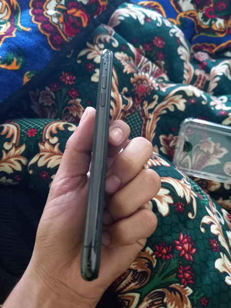 Iphone xs ideal srochna sotaman