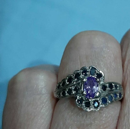 Кольцо с аметистом серебряное 925