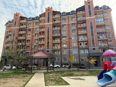 Срочно продаётся 4х-комнатная квартира в стороне Паркентского