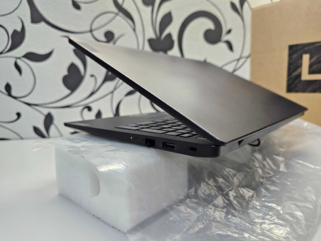 ПРОДАМ Lenovo V15G2 Офисный Ноутбук Dual-N4500/4GB/256SSD/15.6