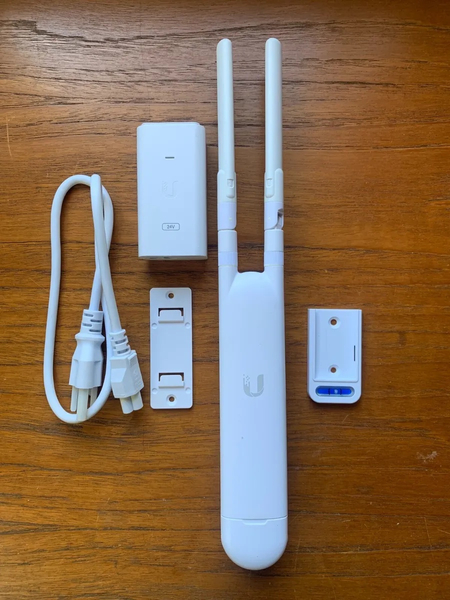 Unifi AC Mesh sotiladi