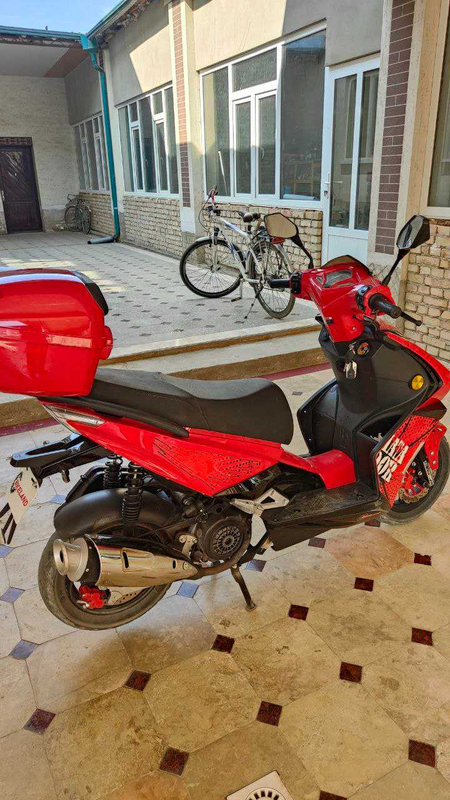 Скутер Bike Land