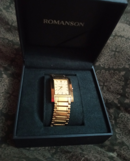 Продам часы Romanson